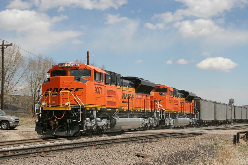 BNSF 9371
